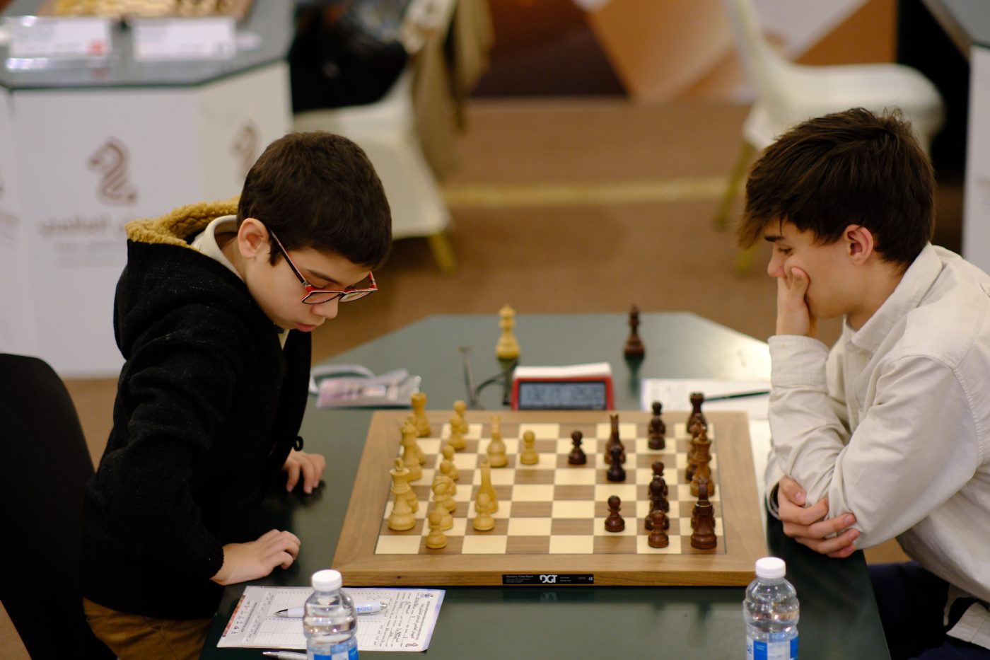 Jaime Rey: «No me da envidia salir menos que otros jóvenes, es la vida que he elegido» • Damas y ...